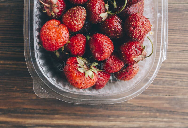 Strawberry in Box stock photo. Image of leaf, freshness - 109716074