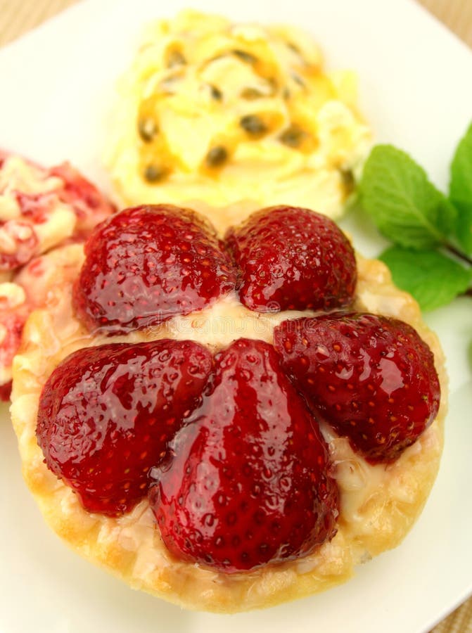 Strawberry Custard Tart stock photo. Image of cream, flavour - 8473164