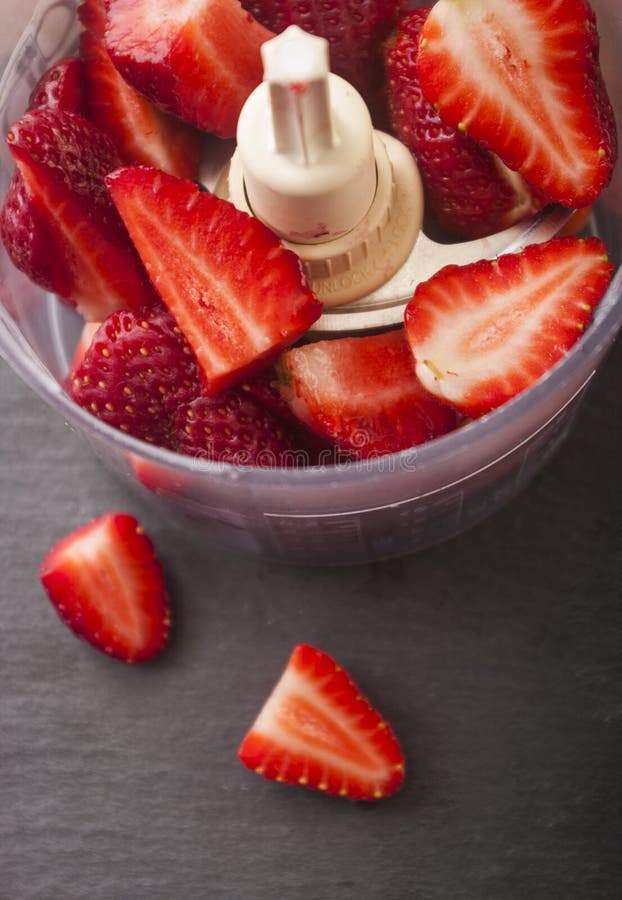 Strawberry Cut Ready To Blend . Prep Strawberry Smoothies Stock Image ...