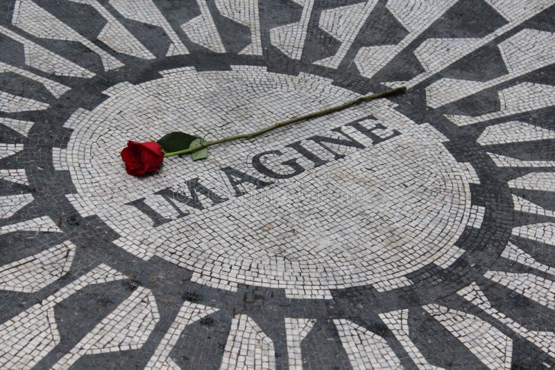 Strawberry Fields, John Lennon Memorial, Central Park, New York, U.S.a ...