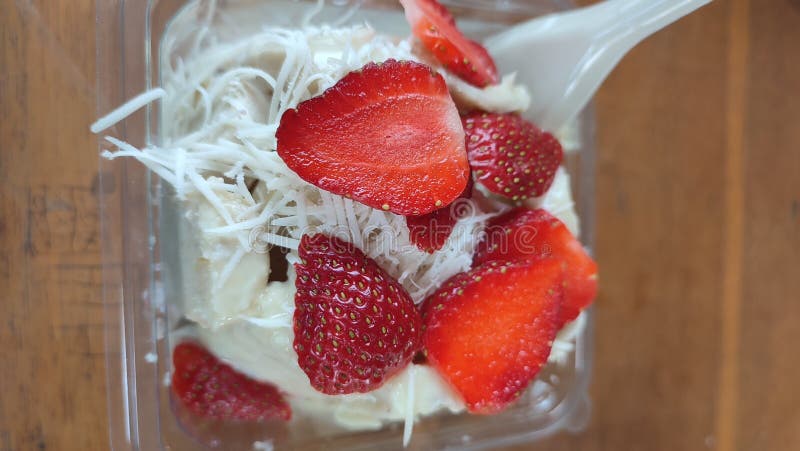 Strawberry Fruit Fresh Cool Stock Image - Image of buttercream, meal ...