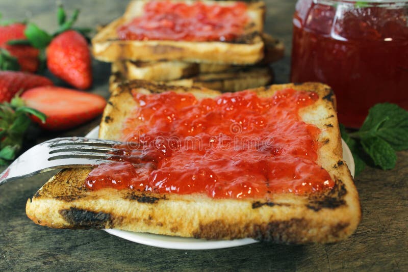 Strawberry Jam on Bread with Fresh Strawberry Stock Photo - Image of ...