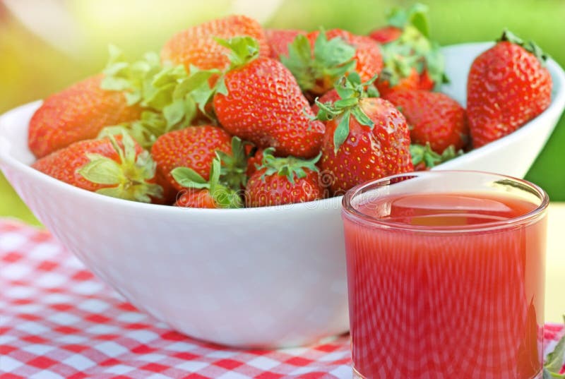 Strawberry juice stock image. Image of juice, healthy - 55313677