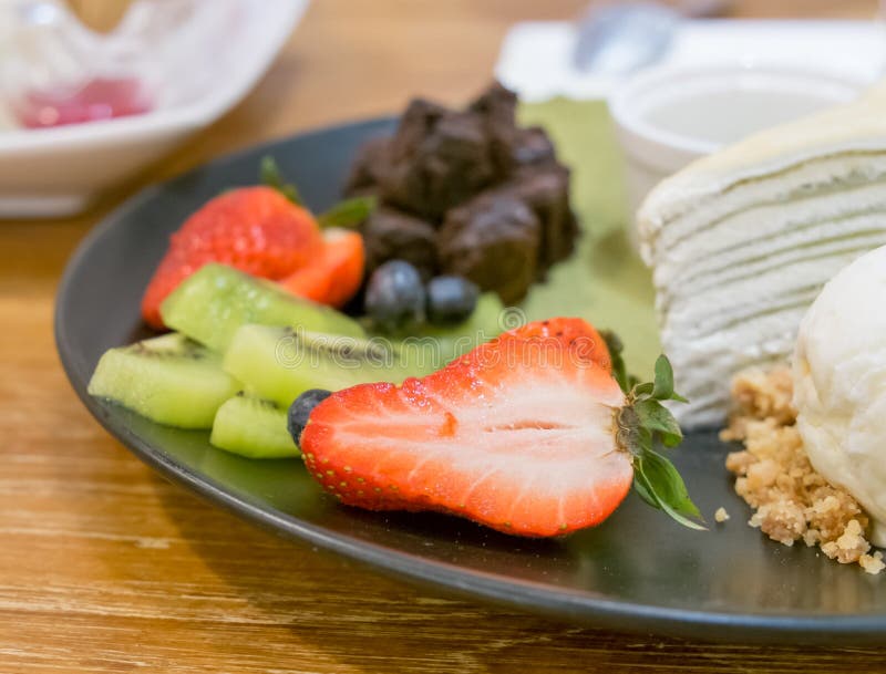 Strawberry and kiwi stock image. Image of fruit, good - 60205857