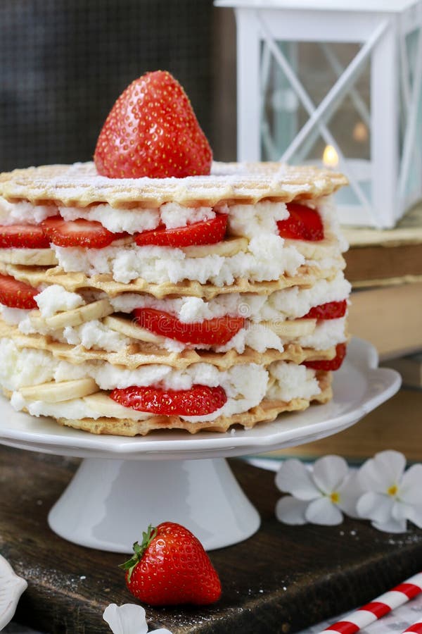 Strawberry layer cake stock photo. Image of sugar, cuisine - 165998038