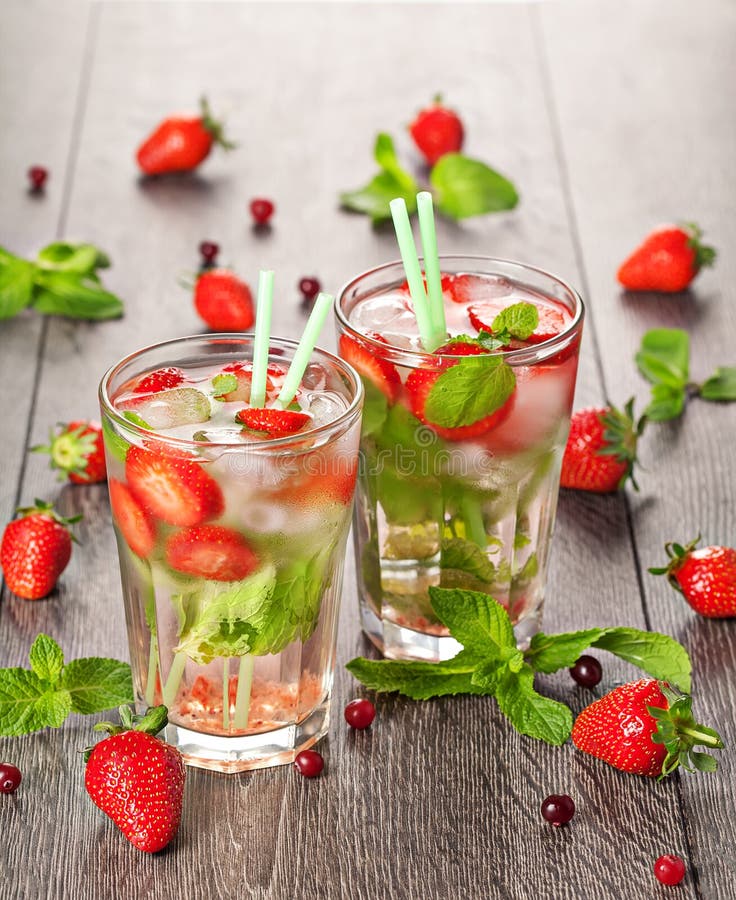 Strawberry Mojito Summer Cocktail Drink Stock Image - Image of cold ...