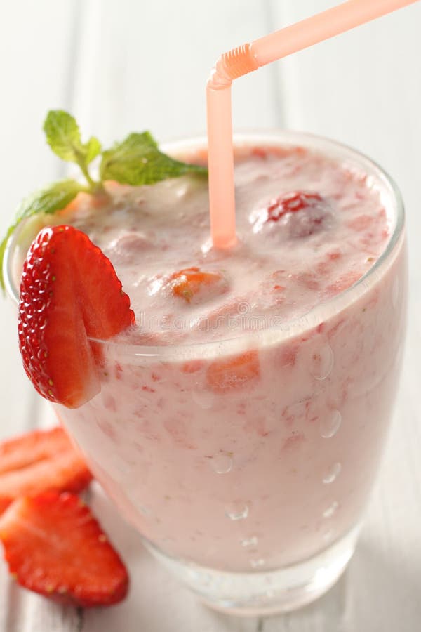 Strawberry smoothie splash stock photo. Image of liquid - 25244874