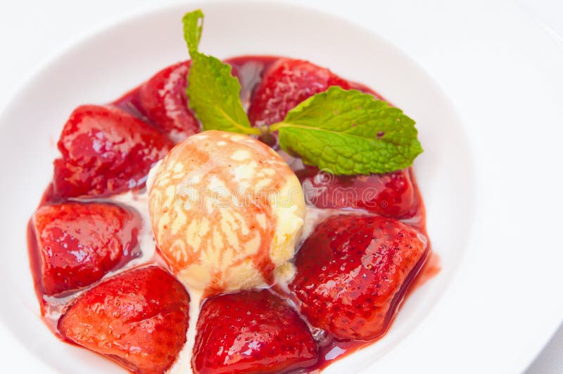 Strawberry Soup with Ice-cream Stock Image - Image of fresh, slice ...