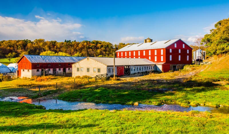 Stream and Barn in Rural York County, Pennsylvania. Stock Photo - Image ...