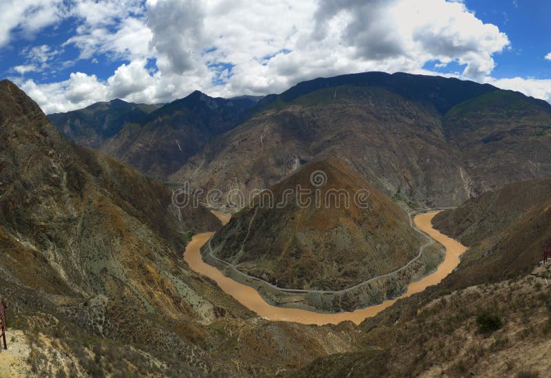 The Stream Valley Like Omega, Jinsha Jiang River Stock Image - Image of ...