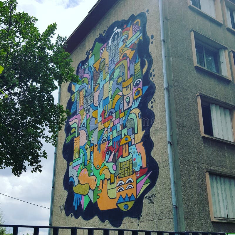 Street Art editorial photo. Image of building, street - 98141916