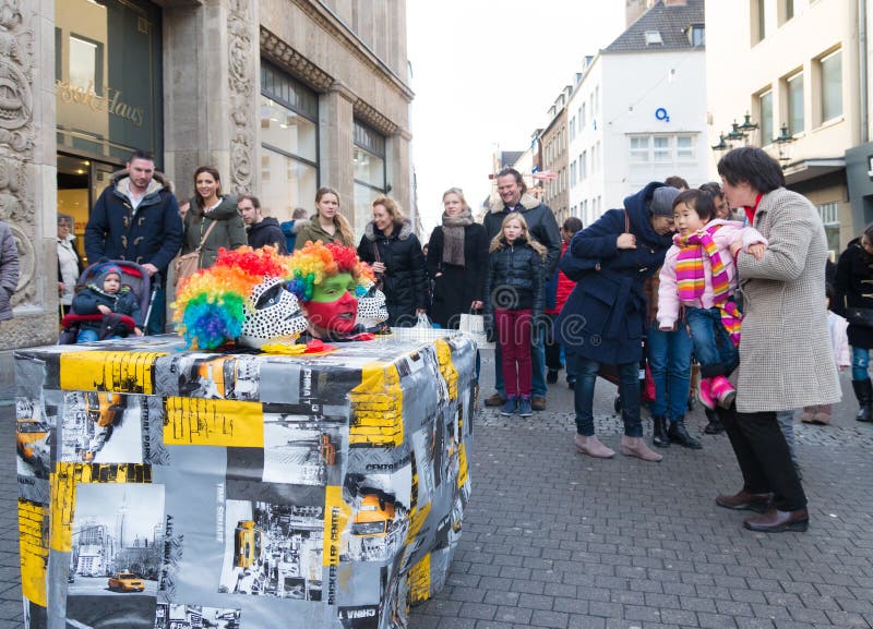 Street artist editorial photography. Image of funky, city - 38211457