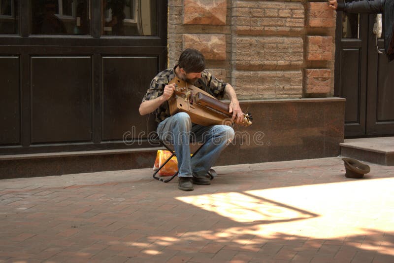 Street Artist editorial stock photo. Image of musical - 72231283