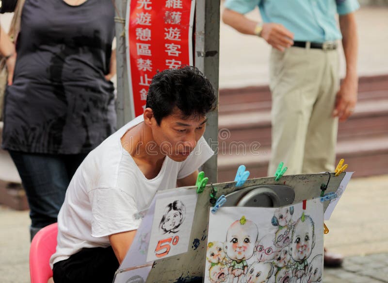 Street artist,painter editorial photography. Image of people - 35989377