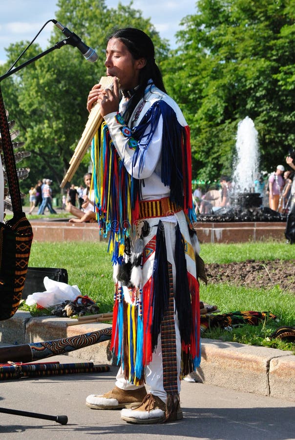 Street Artists Indian Folk Music Group Editorial Stock Image - Image of ...