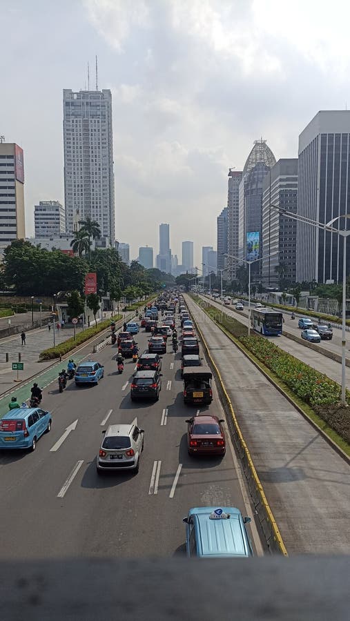 Street City Car Activity Building City View Editorial Image - Image of ...