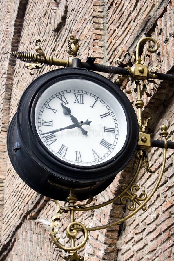 Old Street Clock in Downtown Pittsburgh Stock Image - Image of window ...