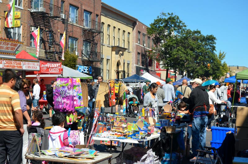 Street Fair Vendor editorial stock photo. Image of festival - 15449873