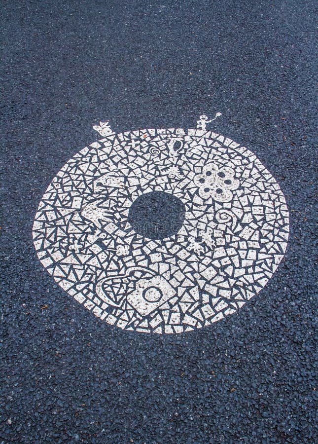 Street floor art editorial stock photo. Image of drawing - 53773688