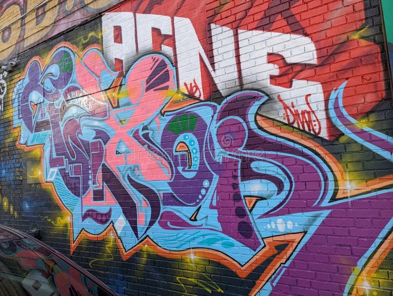 Street Graffiti life editorial photography. Image of wall - 247189572