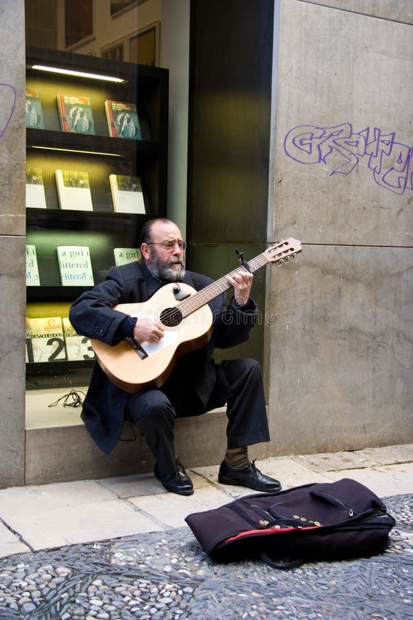 Street guitar artist editorial photography. Image of stage - 23272477