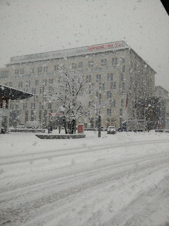 Street in heavy snow editorial image. Image of christmas - 76712040