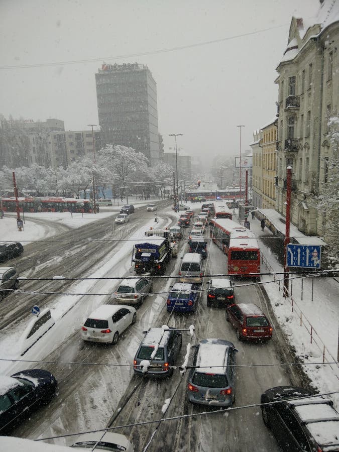 Street in heavy snow editorial stock image. Image of cars - 76712049
