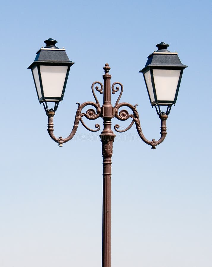 Old Fashioned Oil Street Lamp Stock Image - Image of streetlight, light ...