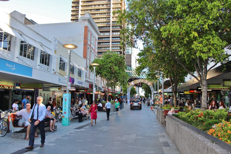 Street life in Brisbane editorial photo. Image of city - 85991826
