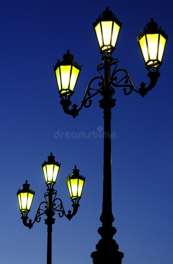 33+ Two street lights Free Stock Photos - StockFreeImages