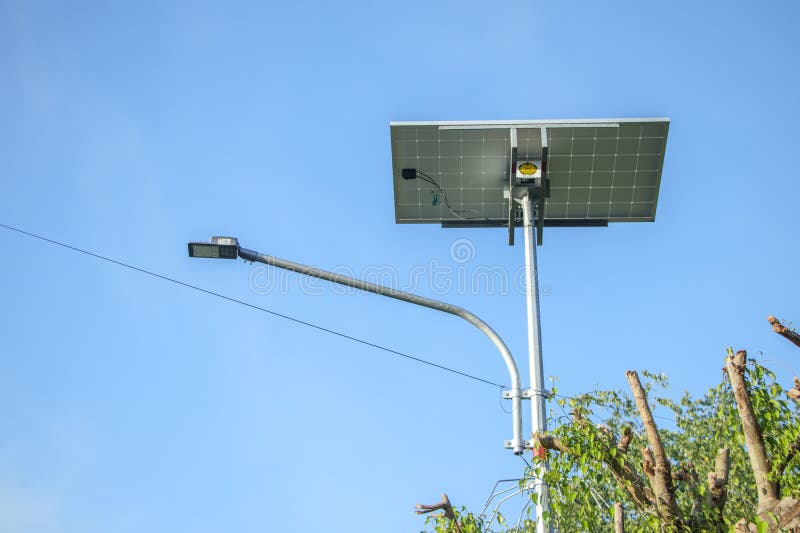 Street Lighting Powered by Solar Panel Technology. Save Energy for the ...