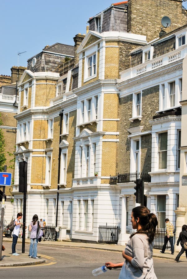 Street in London editorial stock image. Image of city - 22662334