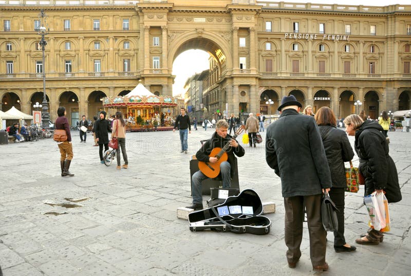Street Musician in Florence City , Italy Editorial Stock Photo - Image ...