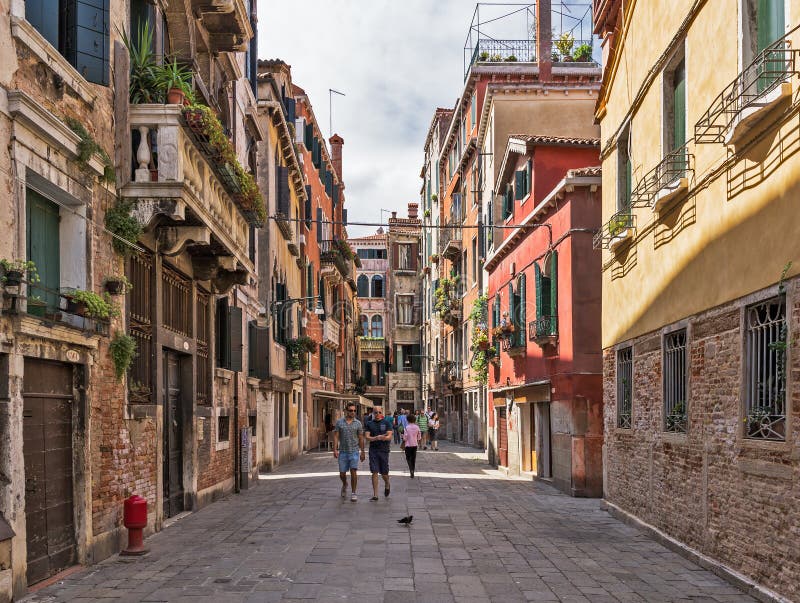 Street in the Old Town in Venice Italy Editorial Photography - Image of ...