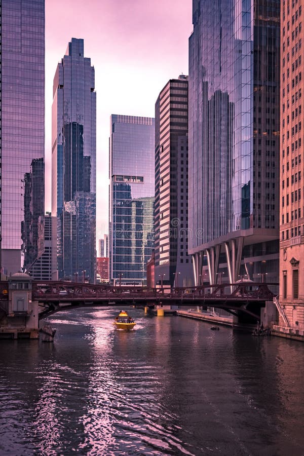 Street and Riverview Scenes in Downtown Chicago Stock Photo - Image of ...