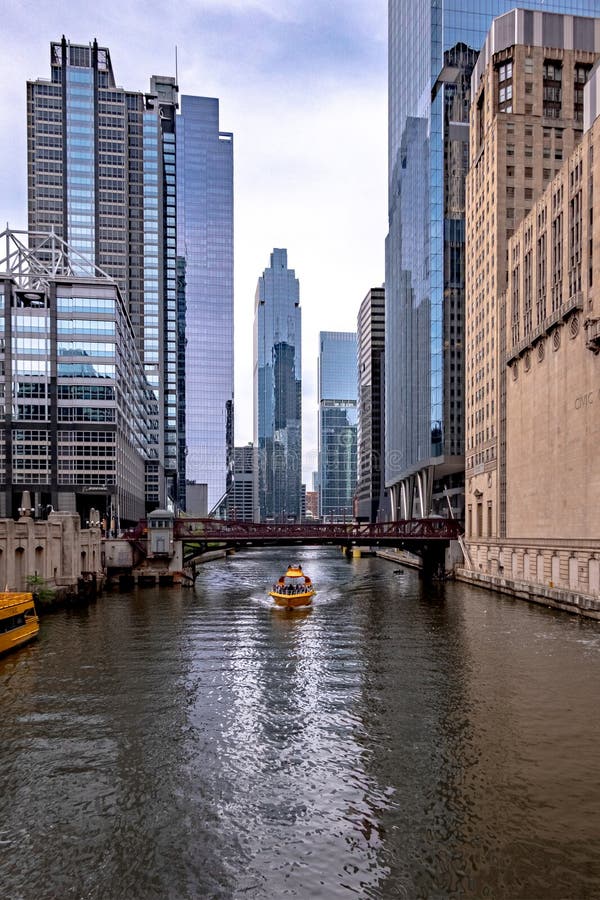 Street and Riverview Scenes in Downtown Chicago Stock Image - Image of ...