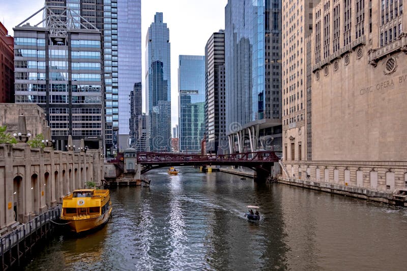 Street and Riverview Scenes in Downtown Chicago Stock Image - Image of ...