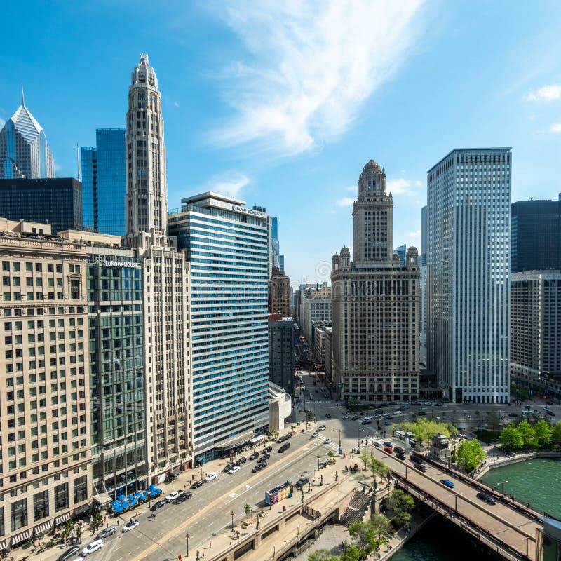 Street and Riverview Scenes in Downtown Chicago Stock Photo - Image of ...