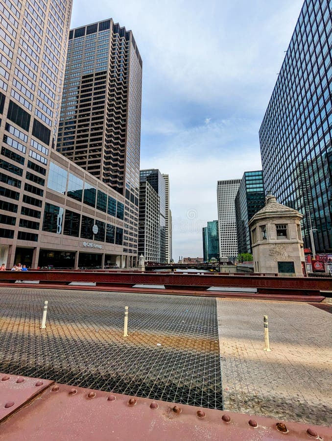 Street and Riverview Scenes in Downtown Chicago Stock Image - Image of ...