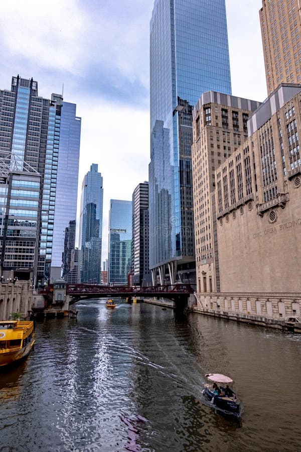 Street and Riverview Scenes in Downtown Chicago Stock Image - Image of ...