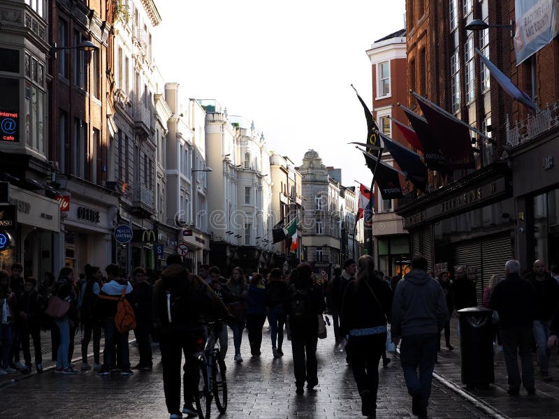 Street Scene in Dublin Ireland Editorial Stock Photo - Image of people ...