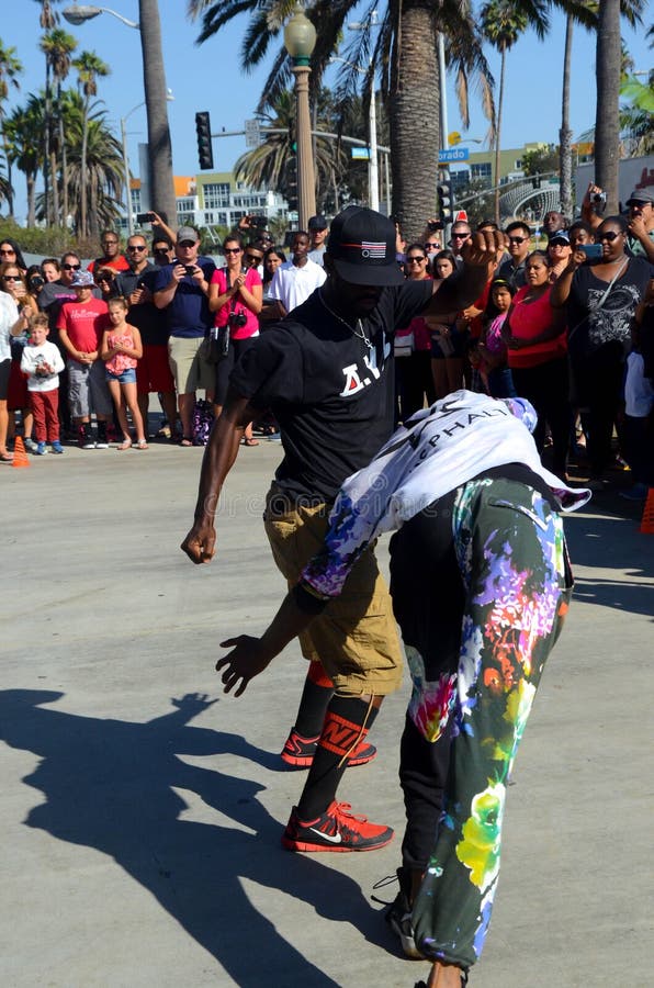 Street show editorial photo. Image of flips, street, performance - 44771536