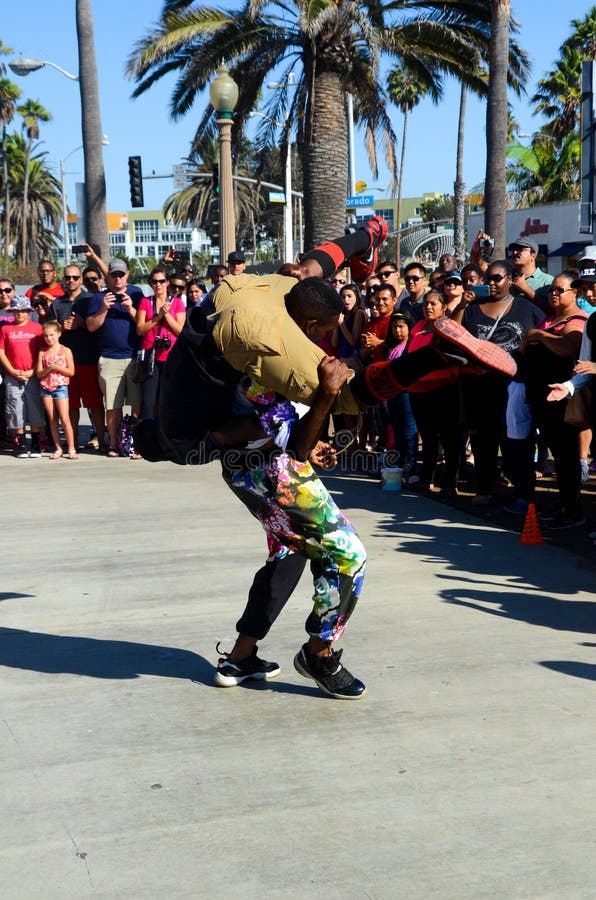 Street show editorial image. Image of show, guys, tricks - 44771565