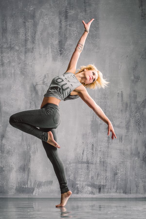 Street style dancer stock image. Image of dancer, acrobat - 43059925