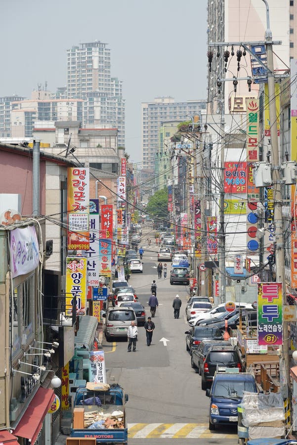 SUWON, KOREA - MAY 02, 2014: North-West Pavilion of Suwon Hwaseong ...
