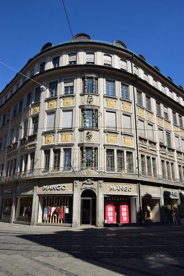 A Street View in Munich, Germany Editorial Image - Image of nchen ...