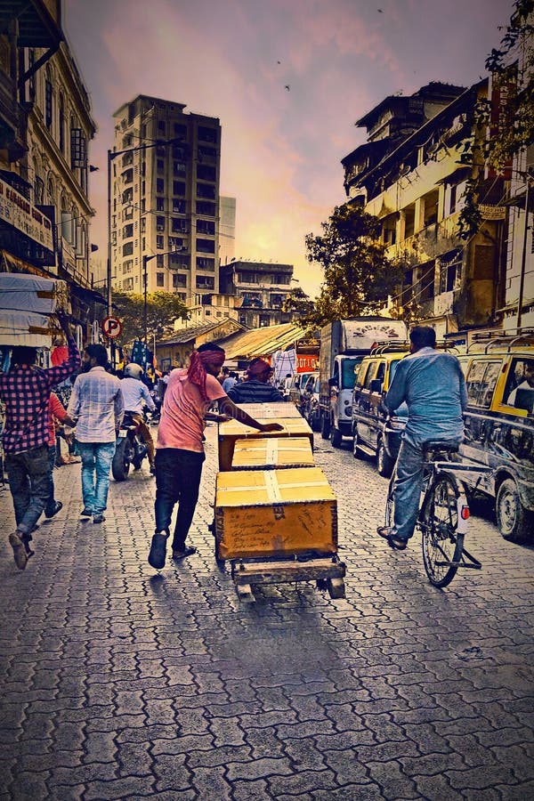 Street editorial image. Image of street, worker, pooling - 139887175