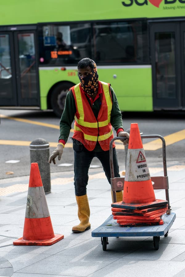 Street Worker Smoking Bangkok Thailand Editorial Stock Photo - Image of ...