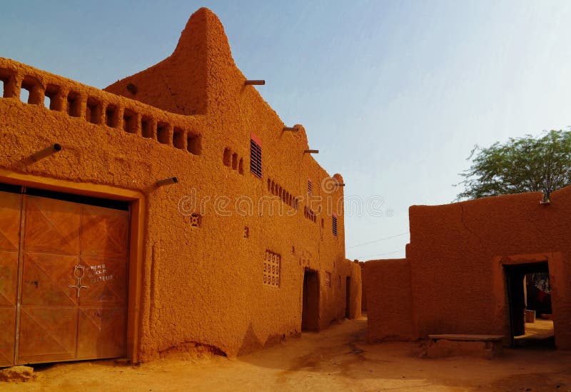 At the Streets of Agadez Old City, Niger Editorial Photography - Image ...