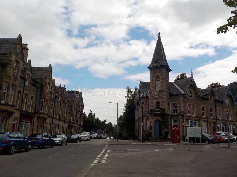 Streets of Dunkeld, Scotland Editorial Stock Image - Image of ...